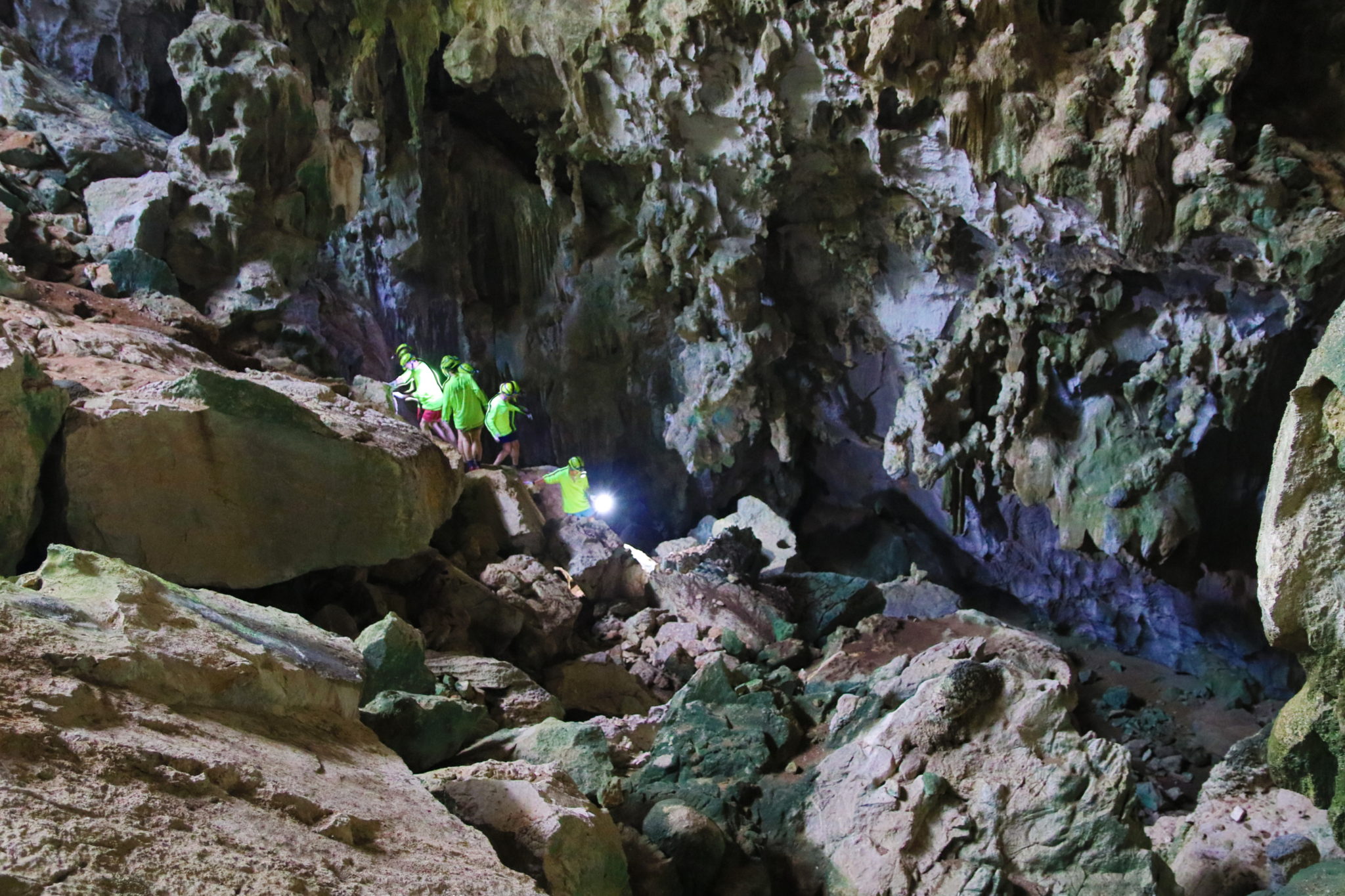RUC MON CAVE ADVENTURE - Son Doong Travel